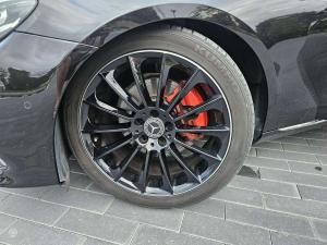 Black Mercedes-Benz E 220 2016 in Kaunas, with an engine capacity of 1.95 L and mileage of 111 thousand km for 17500 €, photo 12 on AUTOMOTO.COM.LV