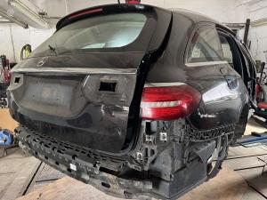 Melns Mercedes-Benz E 220 2016 Panevēža, ar dzinēja tilpumu 1.95 L un nobraukumu 351 tūkst. km par 1500 €, foto  vietnē AUTOMOTO.COM.LV