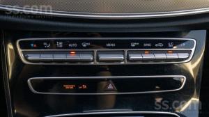 Черный Мерседес E 220 2016 в Рига, объемом двигателя 2.00 л и пробегом 317 тыс. км за 9190 €, фото 16 на AUTOMOTO.COM.LV