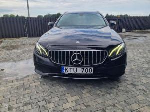 Черный Мерседес E 220 2016 в Каунас, объемом двигателя 2.00 л и пробегом 354 тыс. км за 11900 €, фото 3 на AUTOMOTO.COM.LV