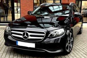 Black Mercedes-Benz E 220 2017 in Klaipeda, with an engine capacity of 1.95 L and mileage of 241 thousand km for 14700 €, photo 2 on AUTOMOTO.COM.LV