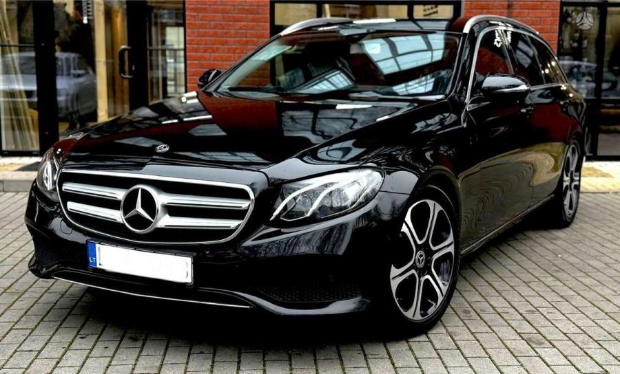 Black Mercedes-Benz E 220 2017 in Klaipeda, with an engine capacity of 1.95 L and mileage of 241 thousand km for 14700 €, photo 5 on AUTOMOTO.COM.LV