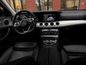 Black Mercedes-Benz E 220 2017 in Klaipeda, with an engine capacity of 1.95 L and mileage of 241 thousand km for 14700 €, photo 12 on AUTOMOTO.COM.LV