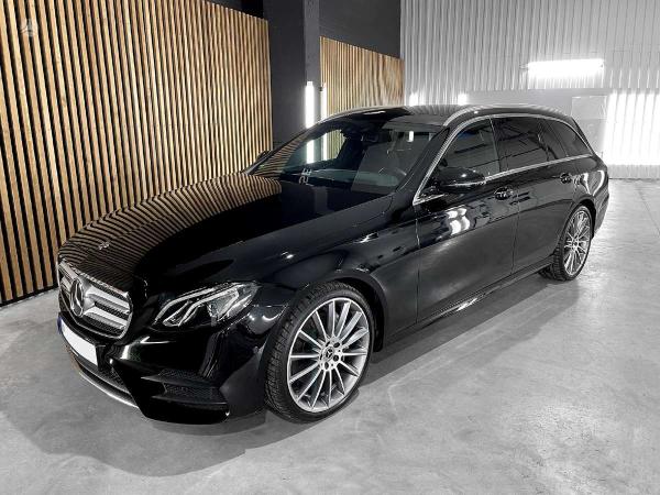 Melns Mercedes-Benz E 220 2017 Kauņa, ar dzinēja tilpumu 1.95 L un nobraukumu 191 tūkst. km par 21700 €, foto 2 vietnē AUTOMOTO.COM.LV