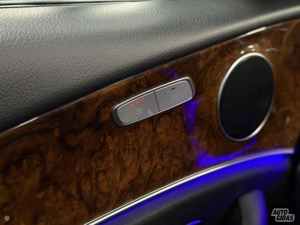 Melns Mercedes-Benz E 220 2017 Klaipėda, ar dzinēja tilpumu 2.00 L un nobraukumu 268 tūkst. km par 18450 €, foto 8 vietnē AUTOMOTO.COM.LV