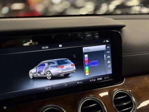 Черный Мерседес E 220 2017 в Клайпеда, объемом двигателя 2.00 л и пробегом 268 тыс. км за 18450 €, фото 15 на AUTOMOTO.COM.LV