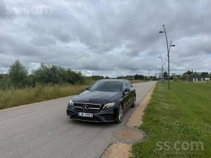 Melns Mercedes-Benz E 220 2017 Rīga, ar dzinēja tilpumu 2.00 L un nobraukumu 335 tūkst. km par 15299 €, foto 3 vietnē AUTOMOTO.COM.LV