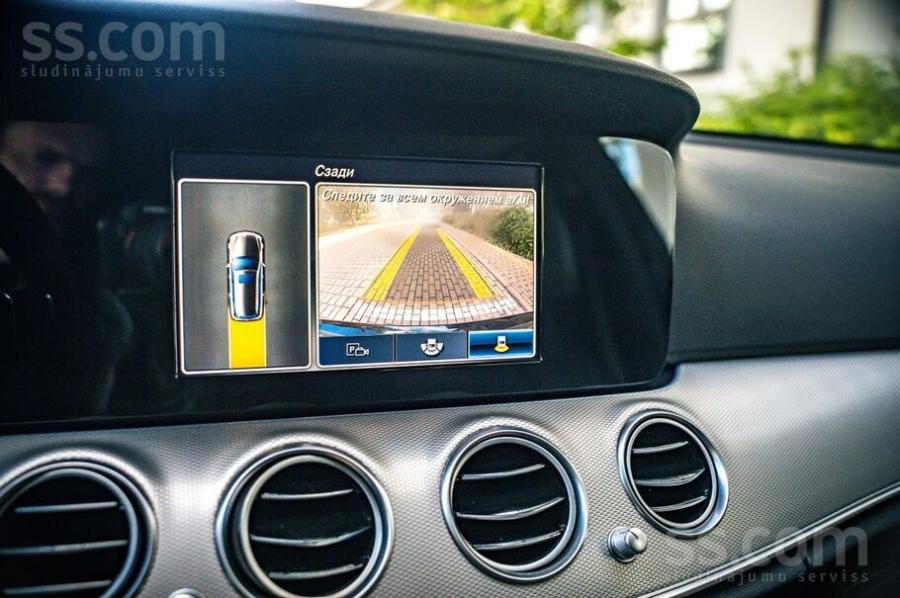 Black Mercedes-Benz E 220 2017 in Riga, with an engine capacity of 2.00 L and mileage of 0 thousand km for 8990 €, photo 23 on AUTOMOTO.COM.LV