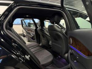 Black Mercedes-Benz E 220 2017 in Klaipeda, with an engine capacity of 1.95 L and mileage of 268 thousand km for 17200 €, photo 5 on AUTOMOTO.COM.LV