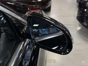 Black Mercedes-Benz E 220 2017 in Klaipeda, with an engine capacity of 1.95 L and mileage of 268 thousand km for 17200 €, photo 17 on AUTOMOTO.COM.LV