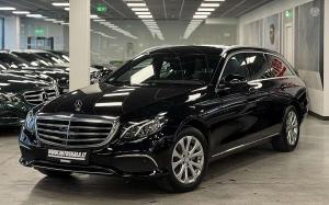 Black Mercedes-Benz E 220 2017 in Klaipeda, with an engine capacity of 1.95 L and mileage of 268 thousand km for 17200 €, photo 22 on AUTOMOTO.COM.LV