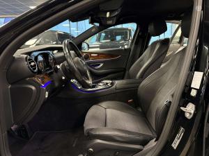 Black Mercedes-Benz E 220 2017 in Klaipeda, with an engine capacity of 1.95 L and mileage of 268 thousand km for 17200 €, photo 30 on AUTOMOTO.COM.LV