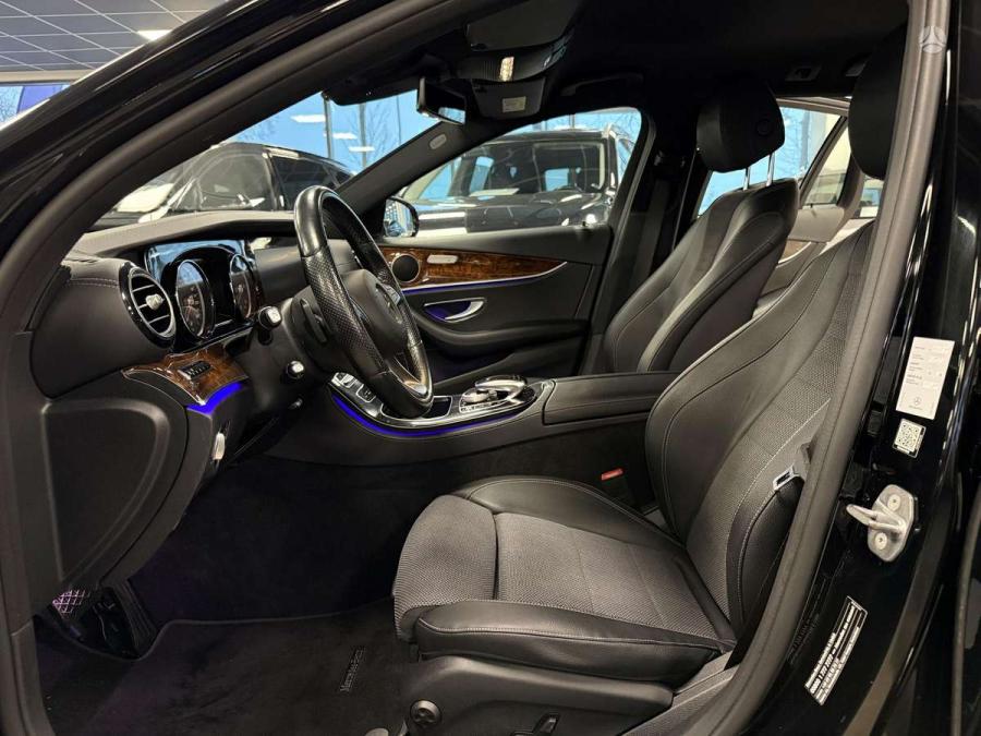 Black Mercedes-Benz E 220 2017 in Klaipeda, with an engine capacity of 1.95 L and mileage of 268 thousand km for 17200 €, photo 30 on AUTOMOTO.COM.LV