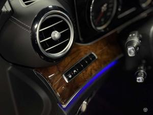 Black Mercedes-Benz E 220 2017 in Klaipeda, with an engine capacity of 1.95 L and mileage of 268 thousand km for 17200 €, photo 31 on AUTOMOTO.COM.LV