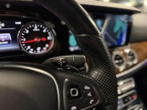Black Mercedes-Benz E 220 2017 in Klaipeda, with an engine capacity of 1.95 L and mileage of 268 thousand km for 17200 €, photo 37 on AUTOMOTO.COM.LV