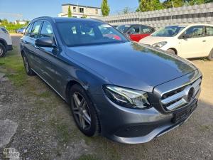 Черный Мерседес E 220 2017 в Вильнюс, объемом двигателя 0.00 л и пробегом 0 тыс. км за 20000 €, фото  на AUTOMOTO.COM.LV