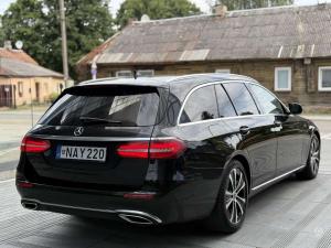 Черный Мерседес E 220 2017 в Клайпеда, объемом двигателя 2.20 л и пробегом 460 тыс. км за 8950 €, фото 5 на AUTOMOTO.COM.LV