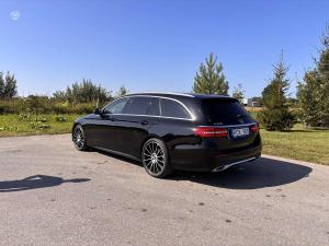 Черный Мерседес E 220 2017 в Каунас, объемом двигателя 1.95 л и пробегом 500 тыс. км за 13800 €, фото 13 на AUTOMOTO.COM.LV