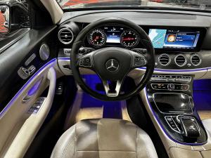 Черный Мерседес E 220 2017 в Вильнюс, объемом двигателя 1.95 л и пробегом 289 тыс. км за 22290 €, фото 18 на AUTOMOTO.COM.LV
