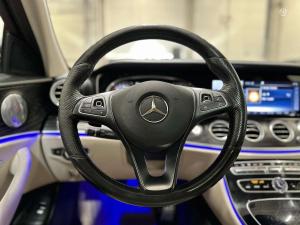 Черный Мерседес E 220 2017 в Вильнюс, объемом двигателя 1.95 л и пробегом 289 тыс. км за 22290 €, фото 19 на AUTOMOTO.COM.LV