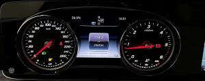 Черный Мерседес E 220 2017 в Вильнюс, объемом двигателя 1.95 л и пробегом 289 тыс. км за 22290 €, фото 20 на AUTOMOTO.COM.LV