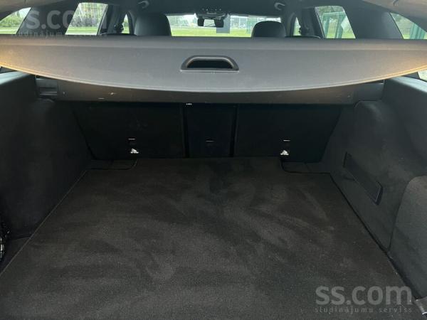 Melns Mercedes-Benz E 220 2017 Rīga, ar dzinēja tilpumu 2.00 L un nobraukumu 0 tūkst. km par 17800 €, foto 8 vietnē AUTOMOTO.COM.LV