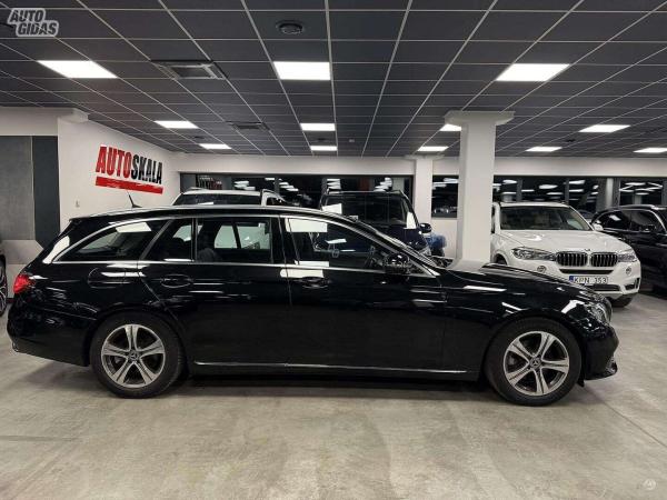 Black Mercedes-Benz E 220 2018 in Klaipeda, with an engine capacity of 2.00 L and mileage of 348 thousand km for 12950 €, photo 7 on AUTOMOTO.COM.LV