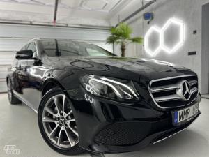 Black Mercedes-Benz E 220 2018 in Kaunas, with an engine capacity of 2.00 L and mileage of 388 thousand km for 10999 €, photo 8 on AUTOMOTO.COM.LV
