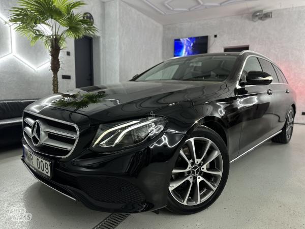 Черный Мерседес E 220 2018 в Каунас, объемом двигателя 2.00 л и пробегом 388 тыс. км за 10999 €, фото 9 на AUTOMOTO.COM.LV