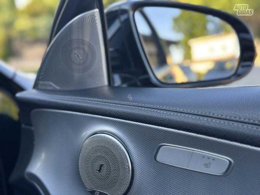 Black Mercedes-Benz E 220 2018 in Kaunas, with an engine capacity of 2.00 L and mileage of 388 thousand km for 10999 €, photo 18 on AUTOMOTO.COM.LV