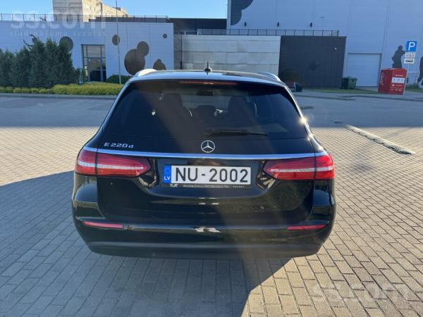 Melns Mercedes-Benz E 220 2018 Rīga, ar dzinēja tilpumu 2.20 L un nobraukumu 511 tūkst. km par 13000 €, foto 4 vietnē AUTOMOTO.COM.LV