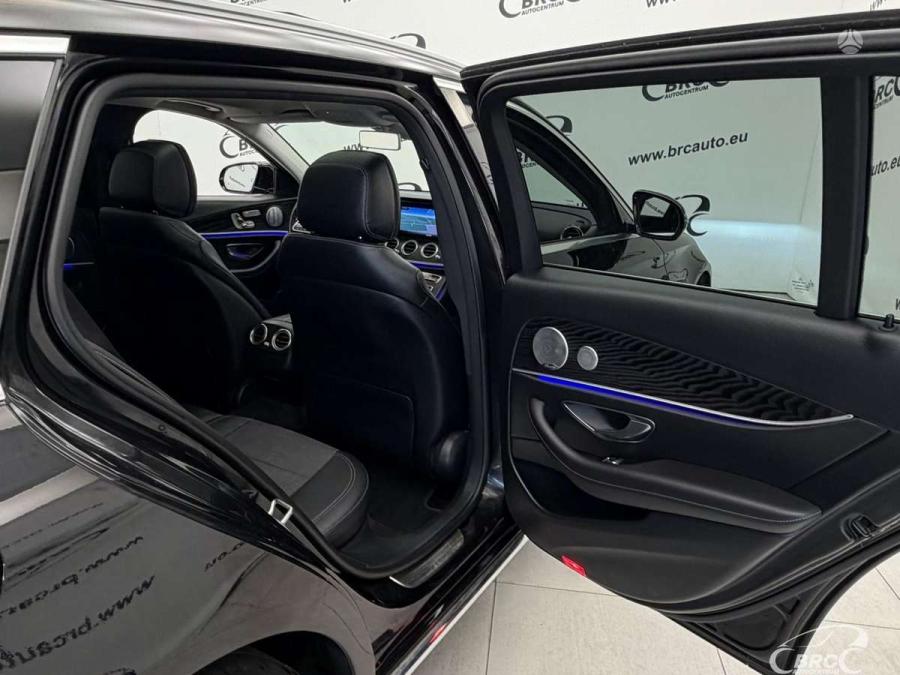 Melns Mercedes-Benz E 220 2018 Viļņa, ar dzinēja tilpumu 1.95 L un nobraukumu 224 tūkst. km par 16200 €, foto 14 vietnē AUTOMOTO.COM.LV