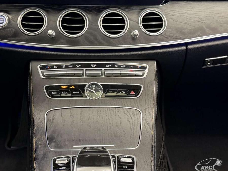 Melns Mercedes-Benz E 220 2018 Viļņa, ar dzinēja tilpumu 1.95 L un nobraukumu 224 tūkst. km par 16200 €, foto 19 vietnē AUTOMOTO.COM.LV