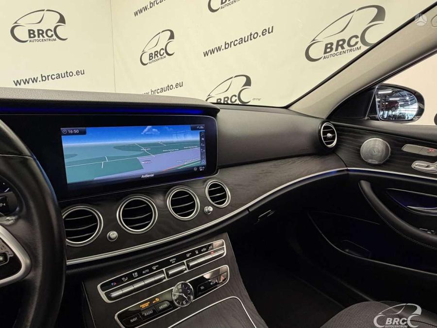Черный Мерседес E 220 2018 в Вильнюс, объемом двигателя 1.95 л и пробегом 224 тыс. км за 16200 €, фото 30 на AUTOMOTO.COM.LV