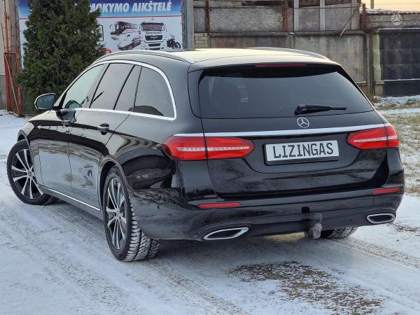 Black Mercedes-Benz E 220 2019 in Jonava, with an engine capacity of 2.00 L and mileage of 237 thousand km for 17770 €, photo 5 on AUTOMOTO.COM.LV
