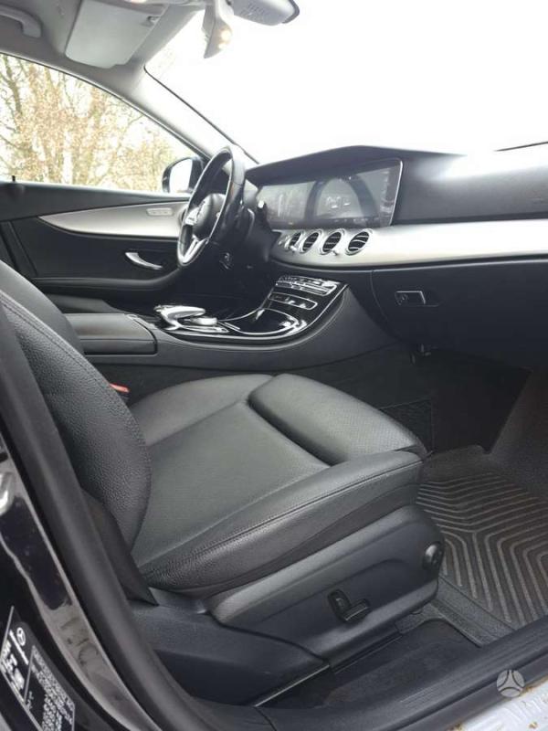 Black Mercedes-Benz E 220 2019 in Siauliai, with an engine capacity of 1.95 L and mileage of 325 thousand km for 10350 €, photo 8 on AUTOMOTO.COM.LV
