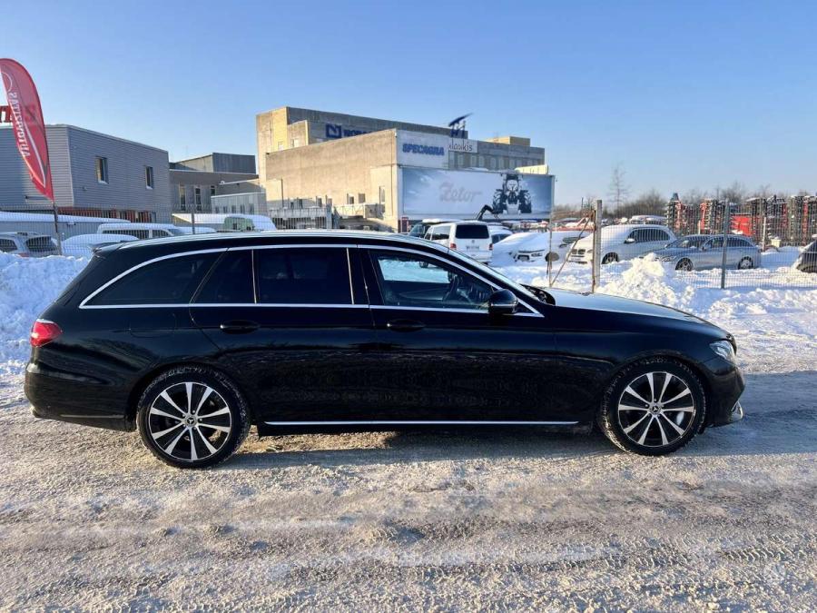 Black Mercedes-Benz E 220 2019 in Panevezys, with an engine capacity of 1.95 L and mileage of 256 thousand km for 14500 €, photo 8 on AUTOMOTO.COM.LV