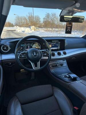 Black Mercedes-Benz E 220 2019 in Panevezys, with an engine capacity of 1.95 L and mileage of 256 thousand km for 14500 €, photo 13 on AUTOMOTO.COM.LV