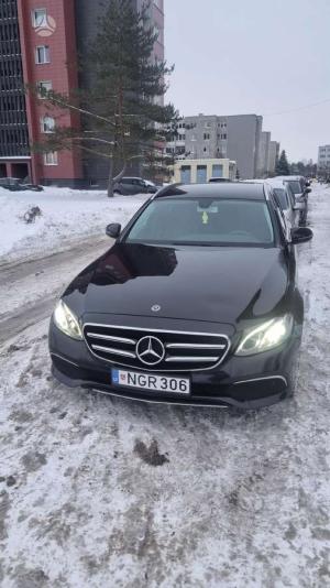 Черный Мерседес E 220 2019 в Кедайняй, объемом двигателя 1.95 л и пробегом 313 тыс. км за 9997 €, фото  на AUTOMOTO.COM.LV
