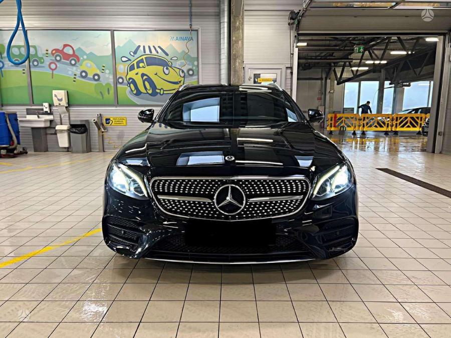 Melns Mercedes-Benz E 220 2019 Viļņa, ar dzinēja tilpumu 1.95 L un nobraukumu 268 tūkst. km par 17500 €, foto 10 vietnē AUTOMOTO.COM.LV