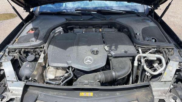 Melns Mercedes-Benz E 220 2019 Alīta, ar dzinēja tilpumu 1.95 L un nobraukumu 480 tūkst. km par 9999 €, foto 6 vietnē AUTOMOTO.COM.LV