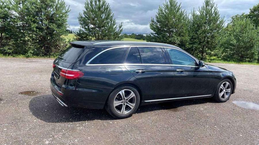 Черный Мерседес E 220 2019 в Алитус, объемом двигателя 1.95 л и пробегом 480 тыс. км за 9999 €, фото 9 на AUTOMOTO.COM.LV