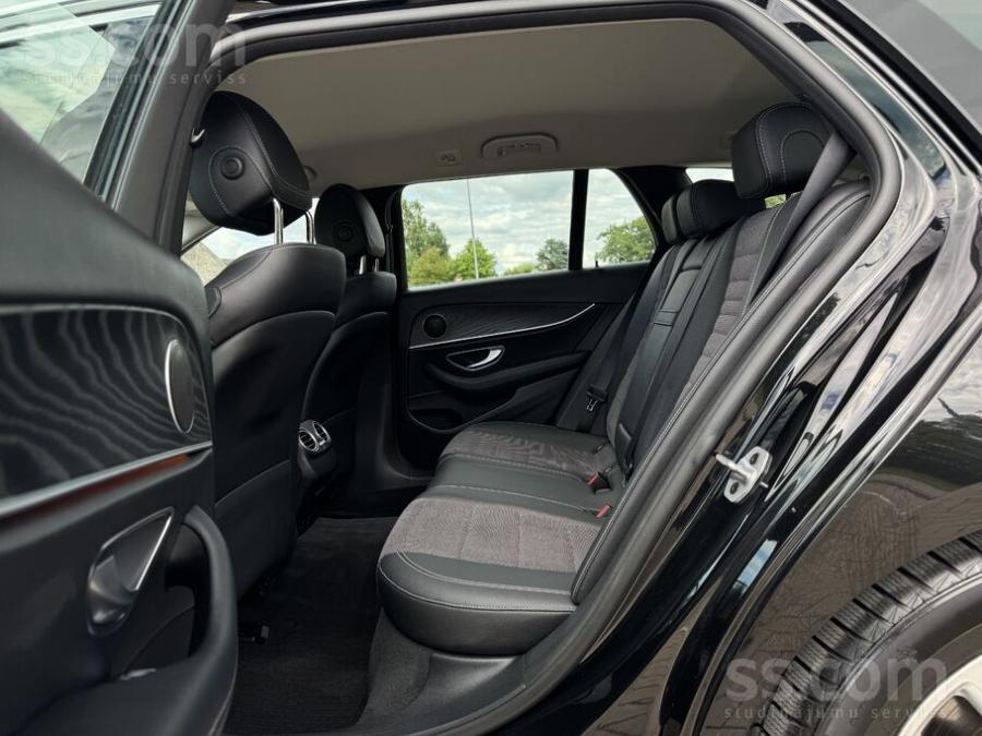 Black Mercedes-Benz E 220 2019 in Cesis, with an engine capacity of 2.00 L and mileage of 205 thousand km for 18900 €, photo 16 on AUTOMOTO.COM.LV