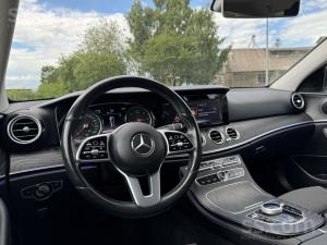 Black Mercedes-Benz E 220 2019 in Cesis, with an engine capacity of 2.00 L and mileage of 205 thousand km for 18900 €, photo 17 on AUTOMOTO.COM.LV