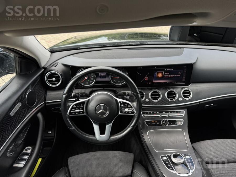 Black Mercedes-Benz E 220 2019 in Cesis, with an engine capacity of 2.00 L and mileage of 205 thousand km for 18900 €, photo 18 on AUTOMOTO.COM.LV