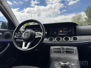 Black Mercedes-Benz E 220 2019 in Cesis, with an engine capacity of 2.00 L and mileage of 205 thousand km for 18900 €, photo 19 on AUTOMOTO.COM.LV