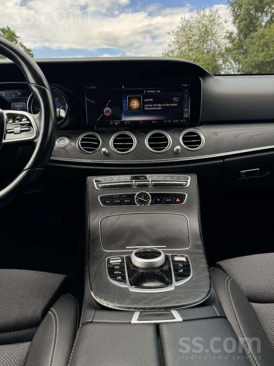 Black Mercedes-Benz E 220 2019 in Cesis, with an engine capacity of 2.00 L and mileage of 205 thousand km for 18900 €, photo 20 on AUTOMOTO.COM.LV