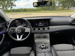 Black Mercedes-Benz E 220 2019 in Cesis, with an engine capacity of 2.00 L and mileage of 205 thousand km for 18900 €, photo 21 on AUTOMOTO.COM.LV