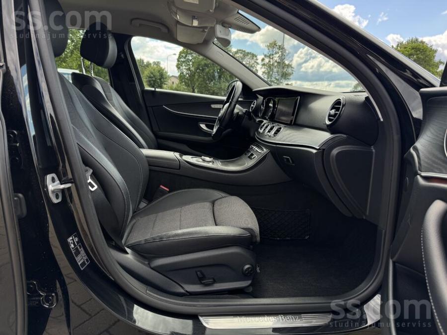 Black Mercedes-Benz E 220 2019 in Cesis, with an engine capacity of 2.00 L and mileage of 205 thousand km for 18900 €, photo 25 on AUTOMOTO.COM.LV