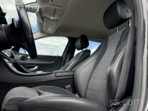 Black Mercedes-Benz E 220 2019 in Cesis, with an engine capacity of 2.00 L and mileage of 205 thousand km for 18900 €, photo 27 on AUTOMOTO.COM.LV